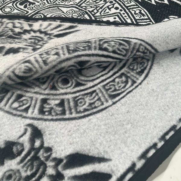 Gabán tradicional con capucha – Osiris Textil